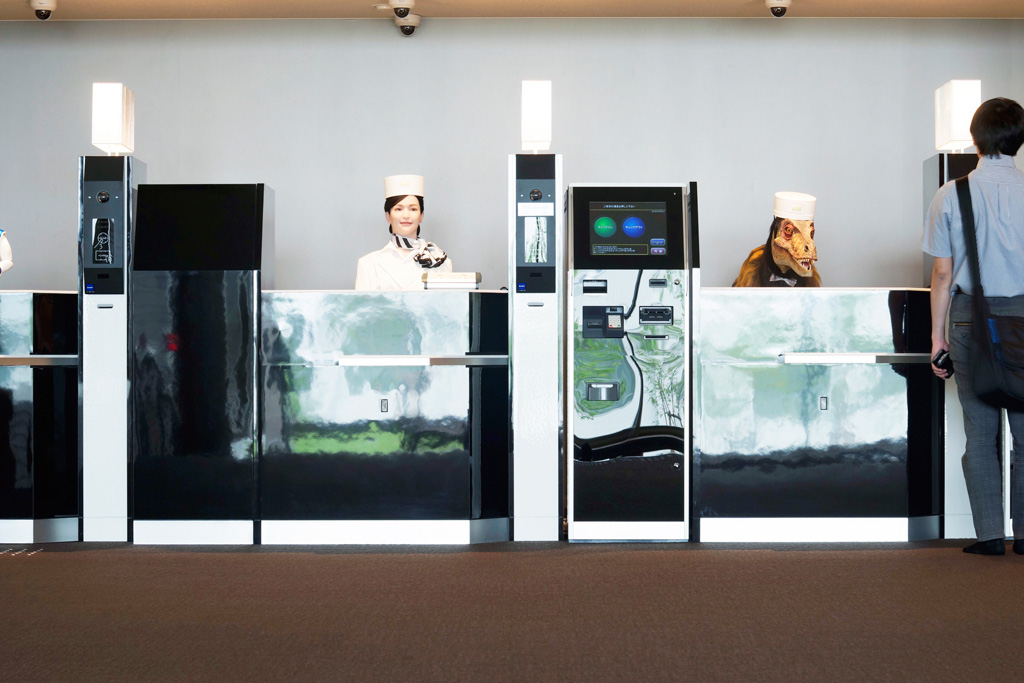 Robots serve guests at Henn na Hotel in Sasebo | Japan Trends
