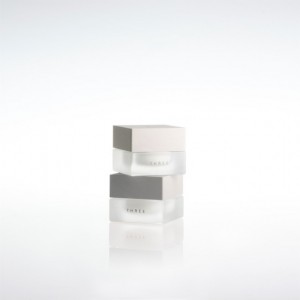 Tokujin Yoshioka designs packaging for new skincare line by cosmetics brand THREE | Japan Trends
